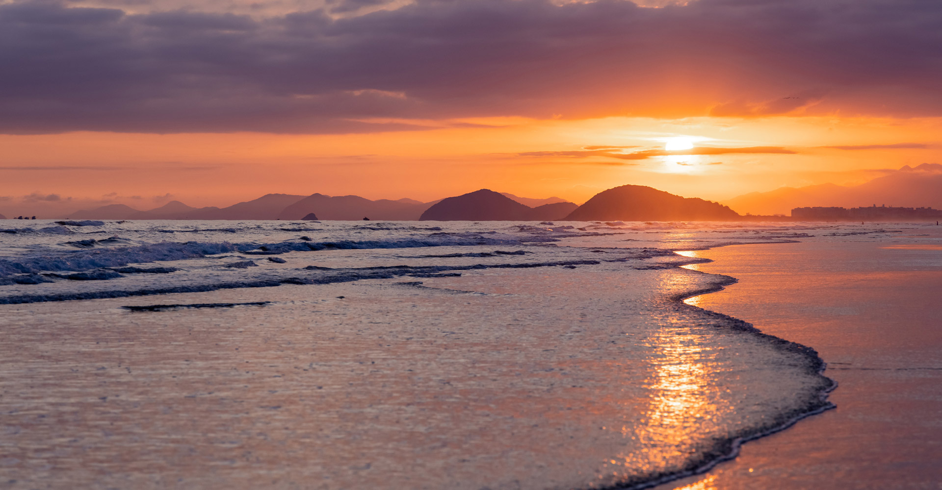 Guaratuba | Viajar Faz Bem SBTUR: Clube de Viagens e Turismo